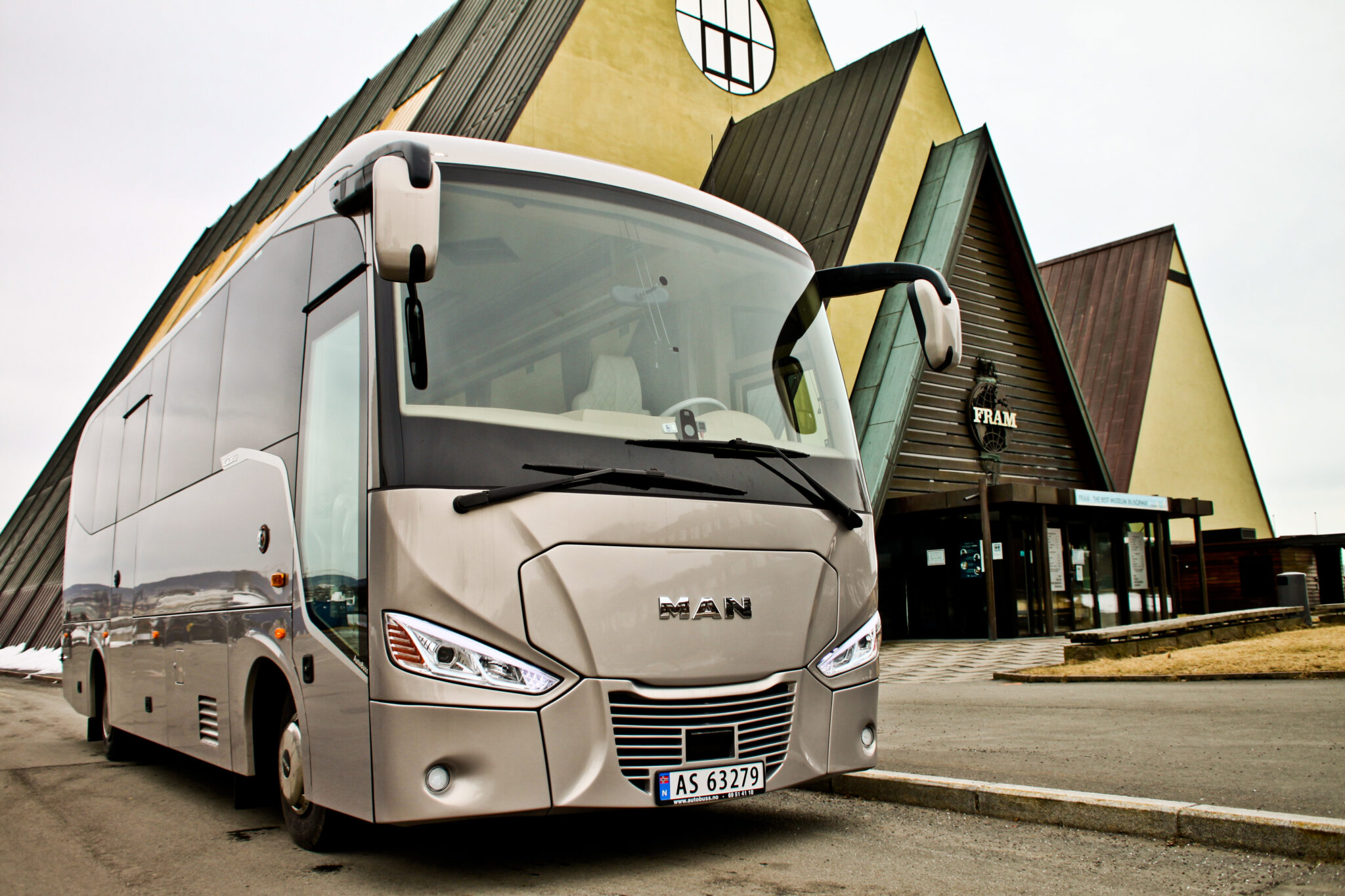 Om Oss - Oslo Minibuss AS